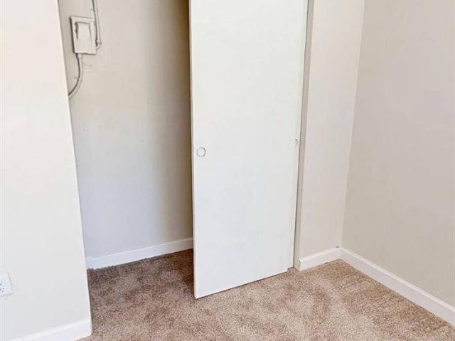 950 1100 room for rent
