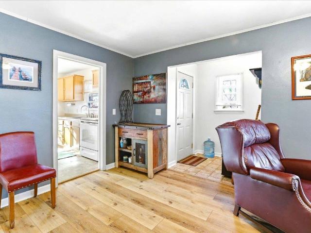 950 2nd Street