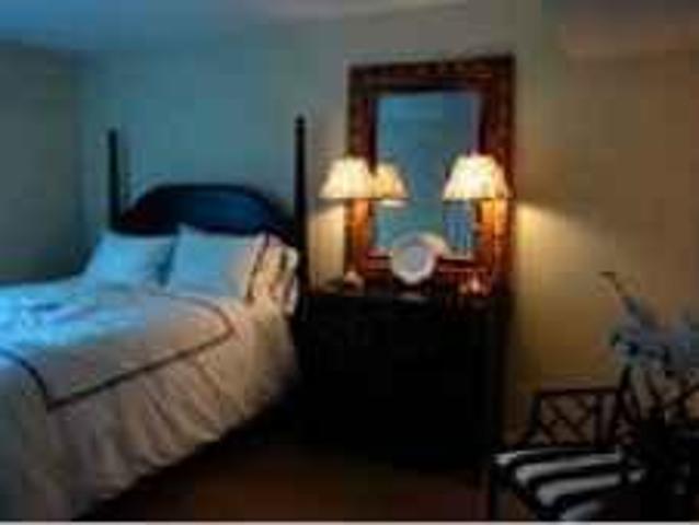 $950 / 2br 1518 Villa Terrace 2BR/ 2BA recently renovated Villas at Southern Ridge