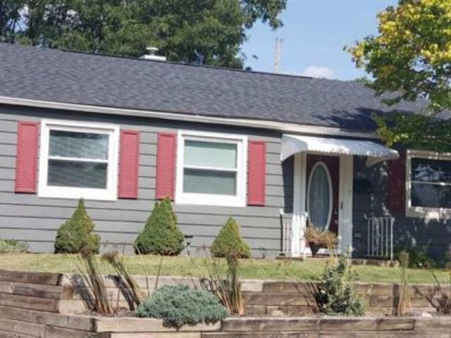 950 40th Street