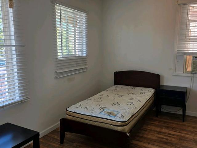 $950/$820 Private Rm/Shared Bath All bills include