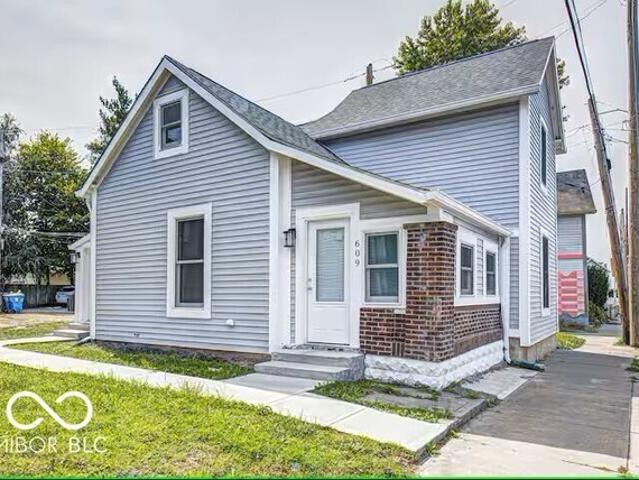 950 952 N California St, Indianapolis, IN 46202