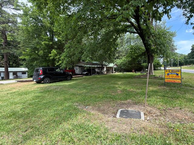 950 984 Bethesda Road