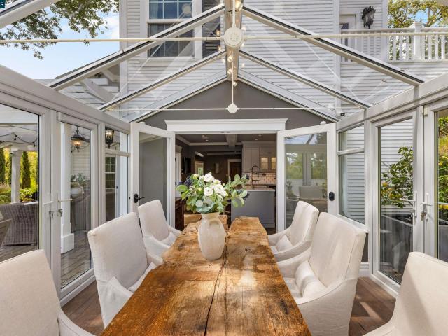 950 Country Lane