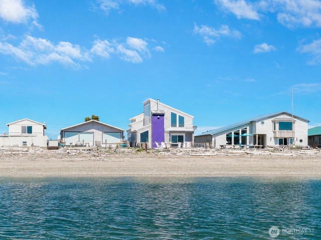 950 Beckett Point Road