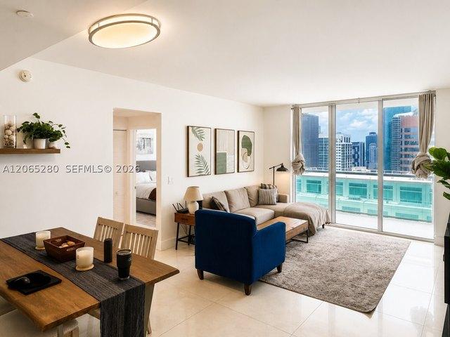 950 Brickell Bay Dr Apt 3904, Miami, FL 33131