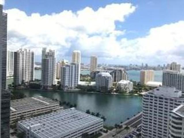 950 Brickell Bay Dr #2802 Miami, FL 33131