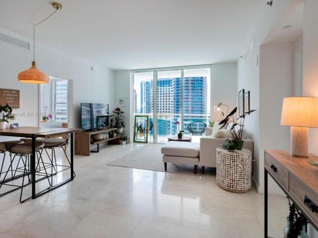 950 Brickell Bay Dr #2307, Miami, FL 33131