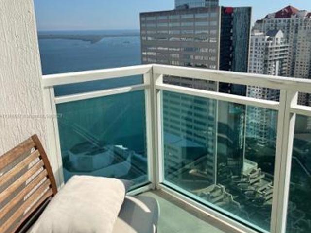 950 Brickell Bay Dr #3407, Miami, FL 33131