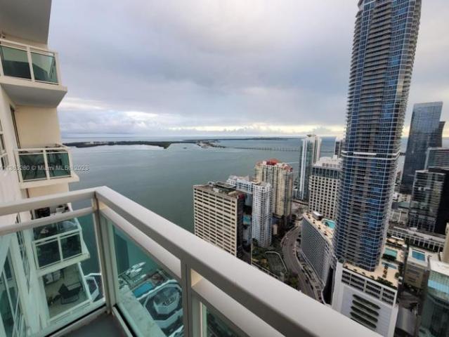 950 Brickell Bay Dr #3105, Miami, FL 33131