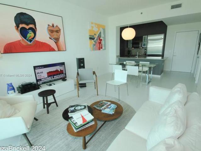 950 Brickell Bay Dr #5002, Miami, FL 33131