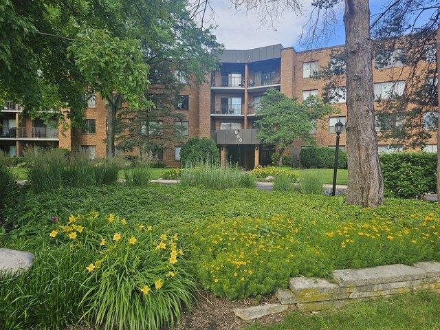 950 E Wilmette Rd Unit 401, Palatine, IL 60074