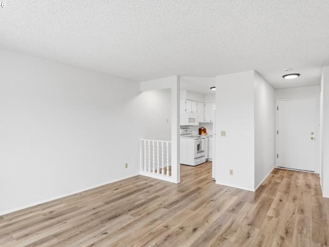 950 evergreen rd # 318
