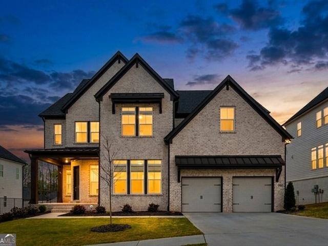 950 Keystone Dr, Woodstock, GA 30188