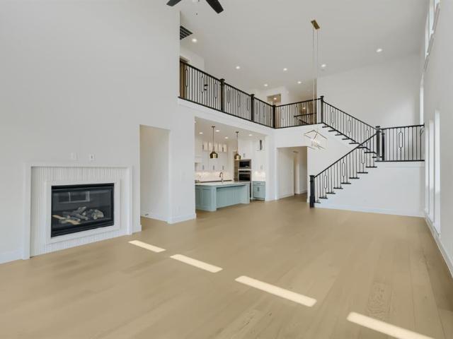 950 Heatherbrook Drive