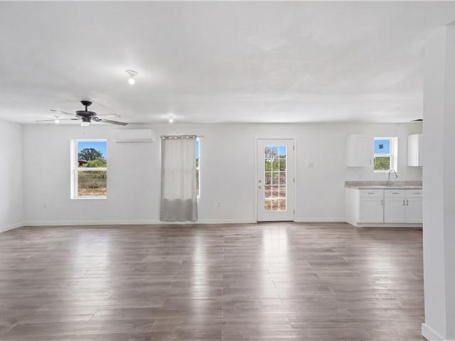 950 Highsmith Rd, Luling, TX 78648 | MLS #611191