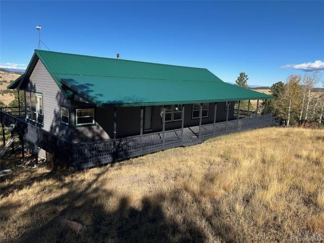 950 Junkins Loop