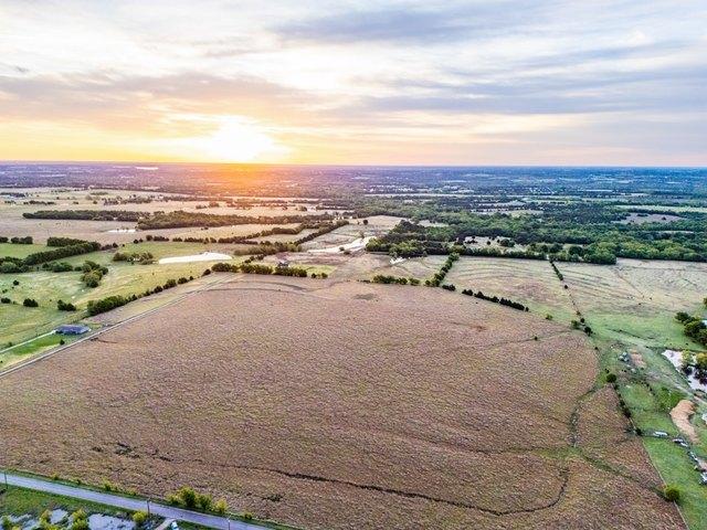 950 Old Ida Rd, Sherman, TX 75090