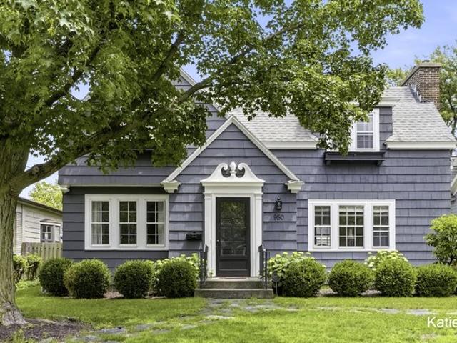 950 Orchard Ave SE, East Grand Rapids, MI 49506