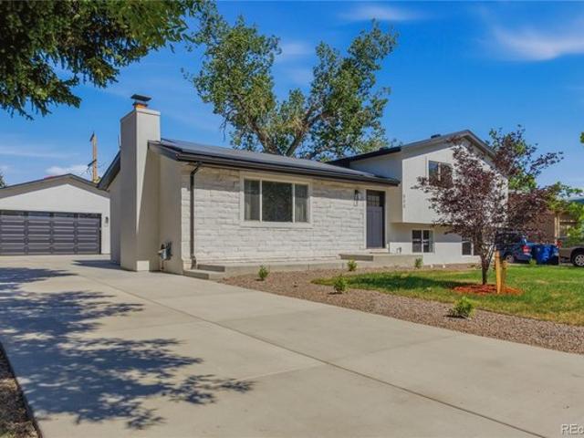 950 Laurel St, Broomfield, CO 80020