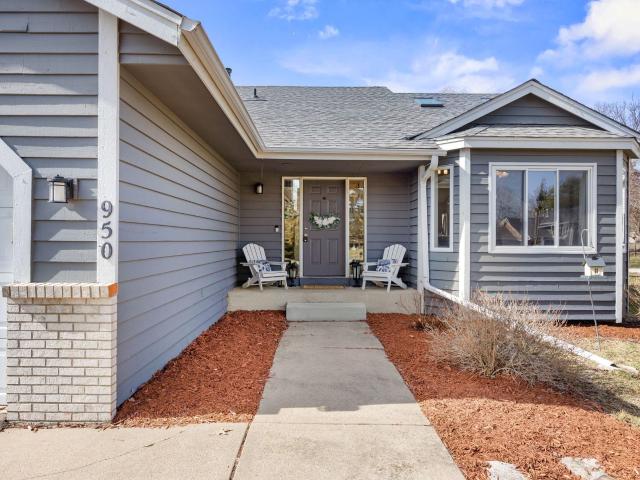 950 Lake Susan Drive