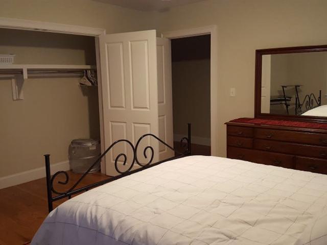 $950 Large/Furnished Rooms for Rent Aug 1st 2026