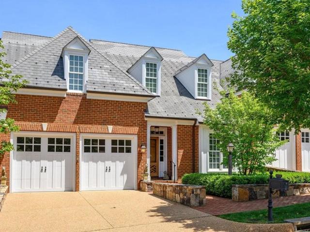950 Marsh Ln, Charlottesville, VA 22903