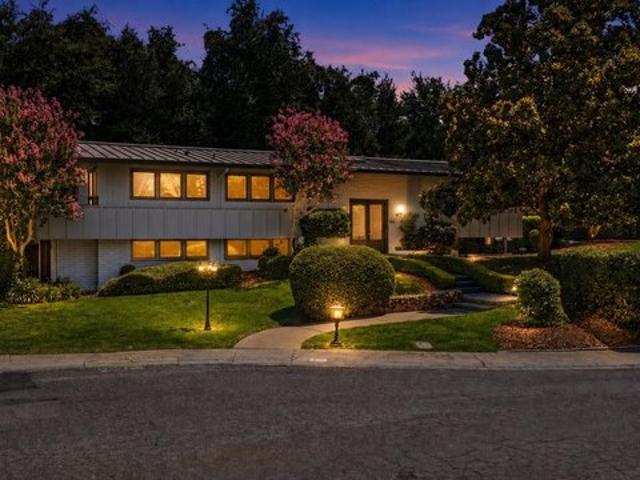 950 Somersby Way, Sacramento, CA 95864