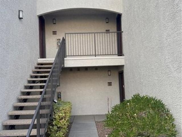 950 Seven Hills Dr Unit 123, Henderson, NV 89052