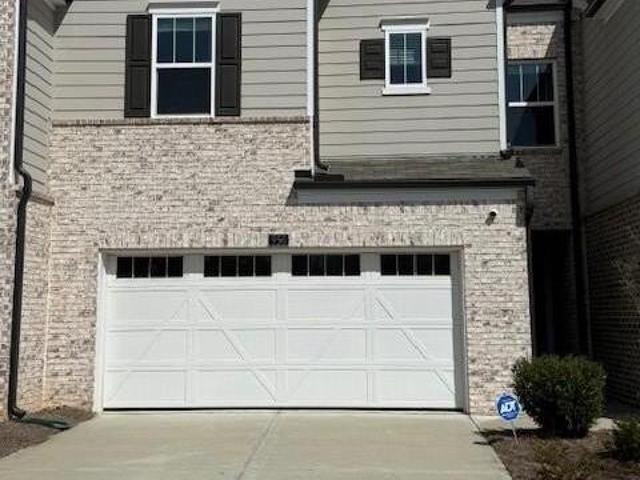 950 Sunny Lake Drive, Lawrenceville, GA 30043