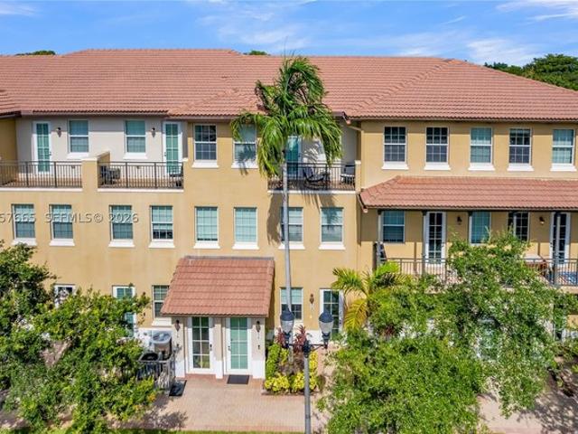 950 SW 147th Ave Unit 2611, Pembroke Pines, FL 33027