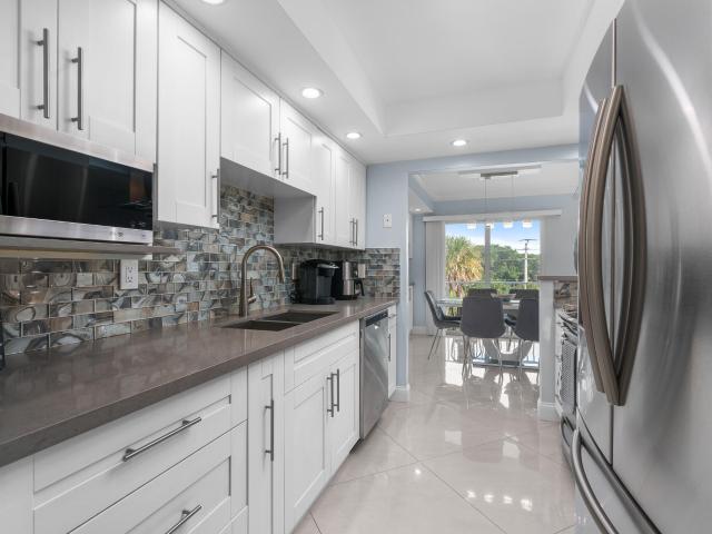 950 Ponce De Leon Rd, Unit 401, Boca Raton, FL 33432 | MLS #B26046