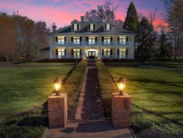 950 Pennbrooke Ln, Lower Gwynedd, PA 19002