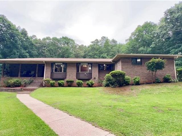 950 Rao Dr, Monroe, GA 30655