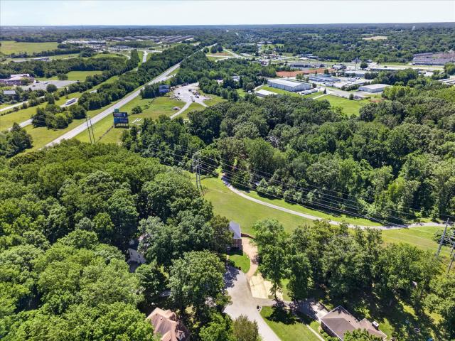 950 Ridgewood Dr, Clarksville, TN 37043 | MLS #3136