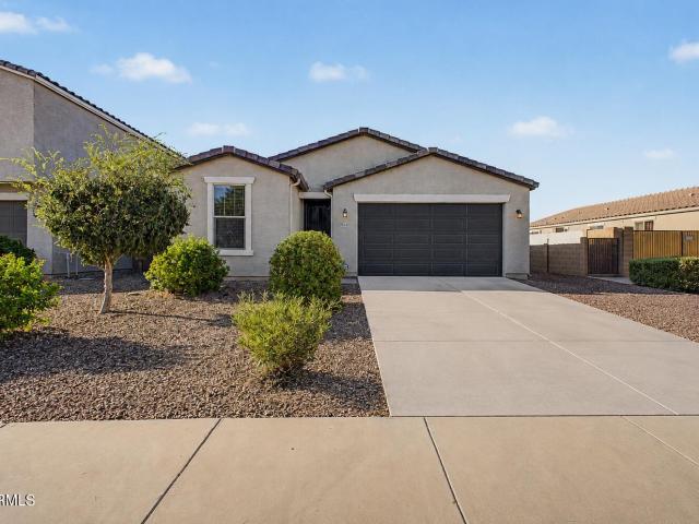 950 W ELM Avenue