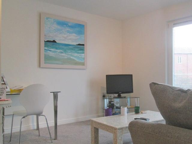 £900 To Let