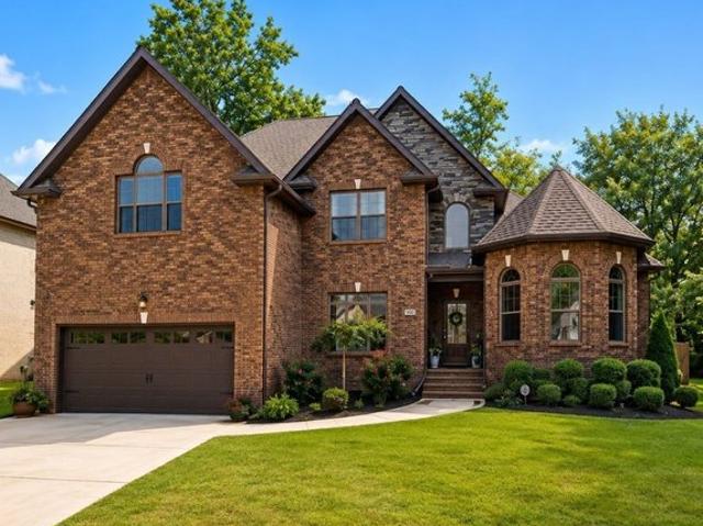 950 Terrace Creek Ln, Clarksville, TN 37040