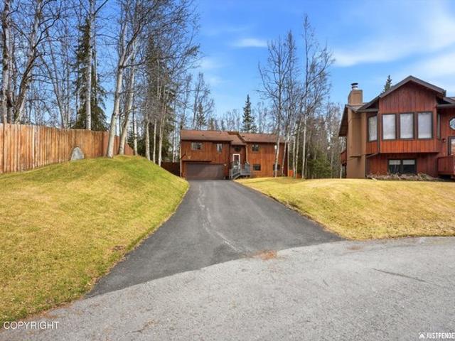 9515 Dundas Cir, Eagle River, AK 99577