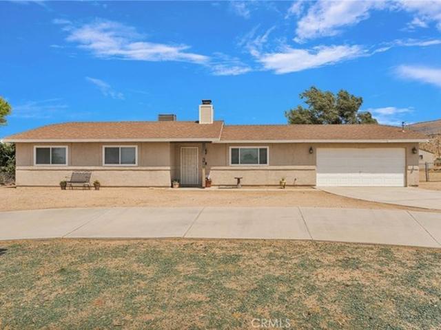 9515 Yucca St, Apple Valley, CA 92308