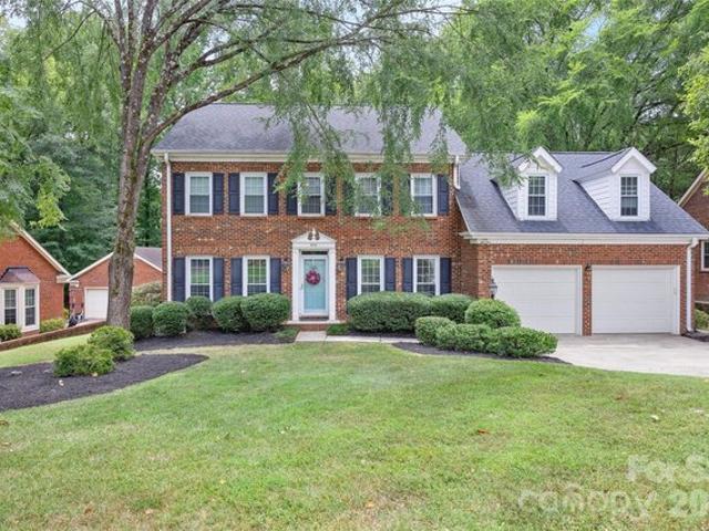 9516 Deer Spring Ln, Charlotte, NC 28210