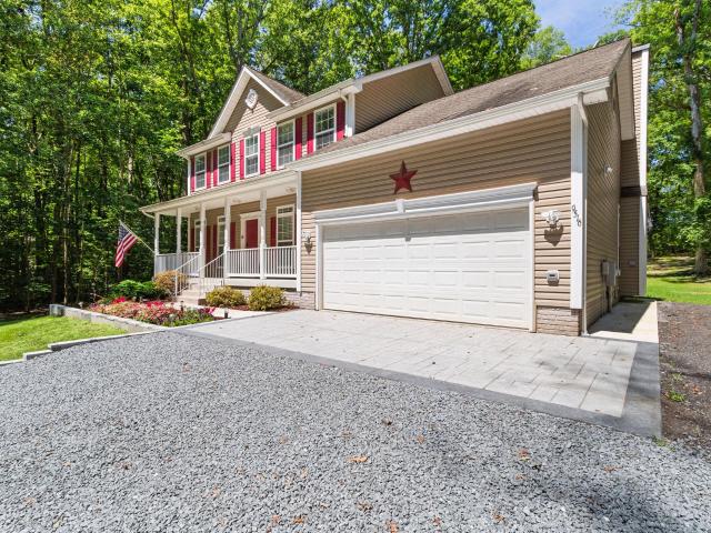 9516 Post Lane