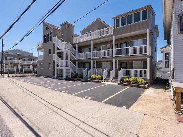 9517 Atlantic Unit A Ave Spc P6 and Parking, Margate, NJ 08402