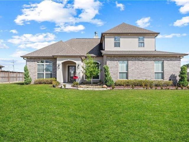 9517 Sugar Maple Ln, Westwego, LA 70094