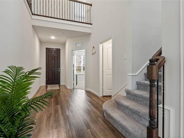 9517 Sunset Lane