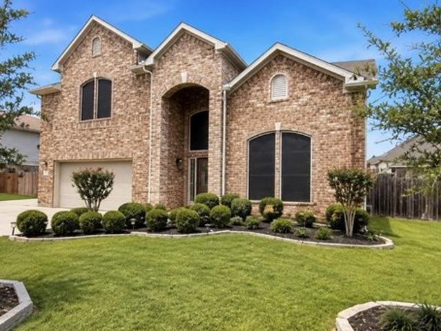 9518 Franklin Dr, Mont Belvieu, TX 77523