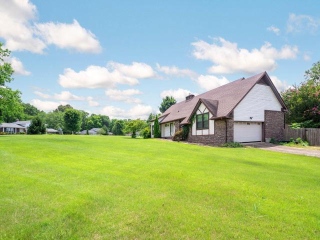 9518 Glynn Downing Drive