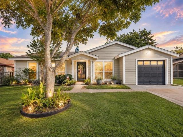 9519 County View Rd, Dallas, TX 75249