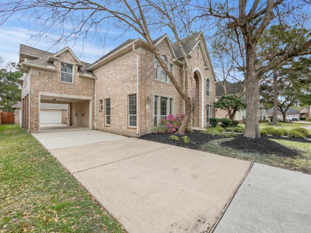 9510 Ashdown Forest Dr, Spring, TX 77379 | MLS #10645 | Compass