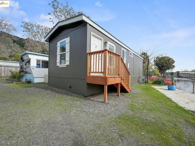 9510 Harbor Dr Unit 5, Glenhaven, CA 95443